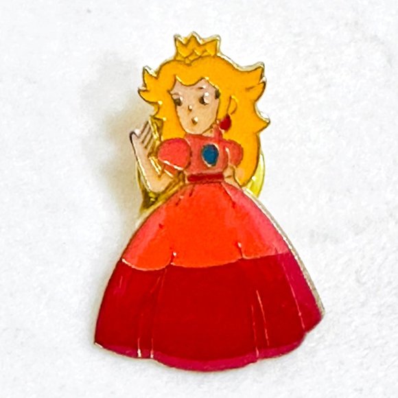 Nintendo of America | Jewelry | Vintage Princess Peach Mario Bros ...